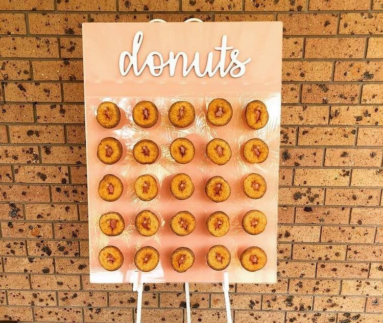 Peach Rectangle Donut Wall – MERAKI CO